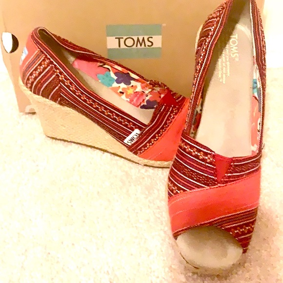 Toms | Shoes | Toms Red Aztec Wedge Espadrilles Peep Toe Heels | Poshmark